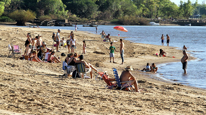 Paysandú tiene playa – Diario El Telégrafo
