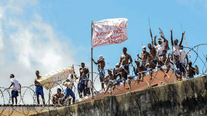 Primer Comando Capital había reclutado 80 presos y planificaba comprar ...