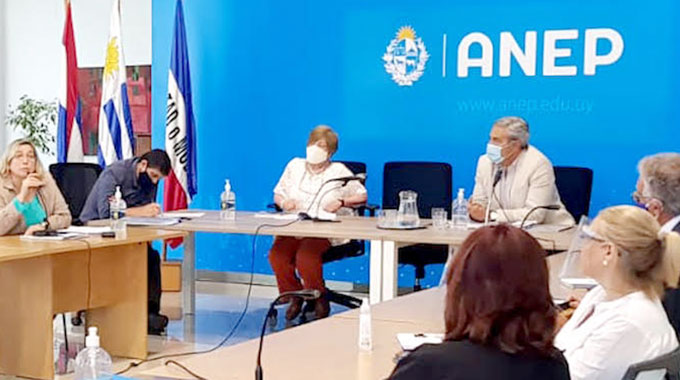 ANEP aprobó protocolo sanitario para el comienzo de clases 2021 – Diario El Telégrafo