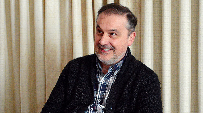 Ricardo Cattani presenta “Donde late la tierra” – Diario El Telégrafo