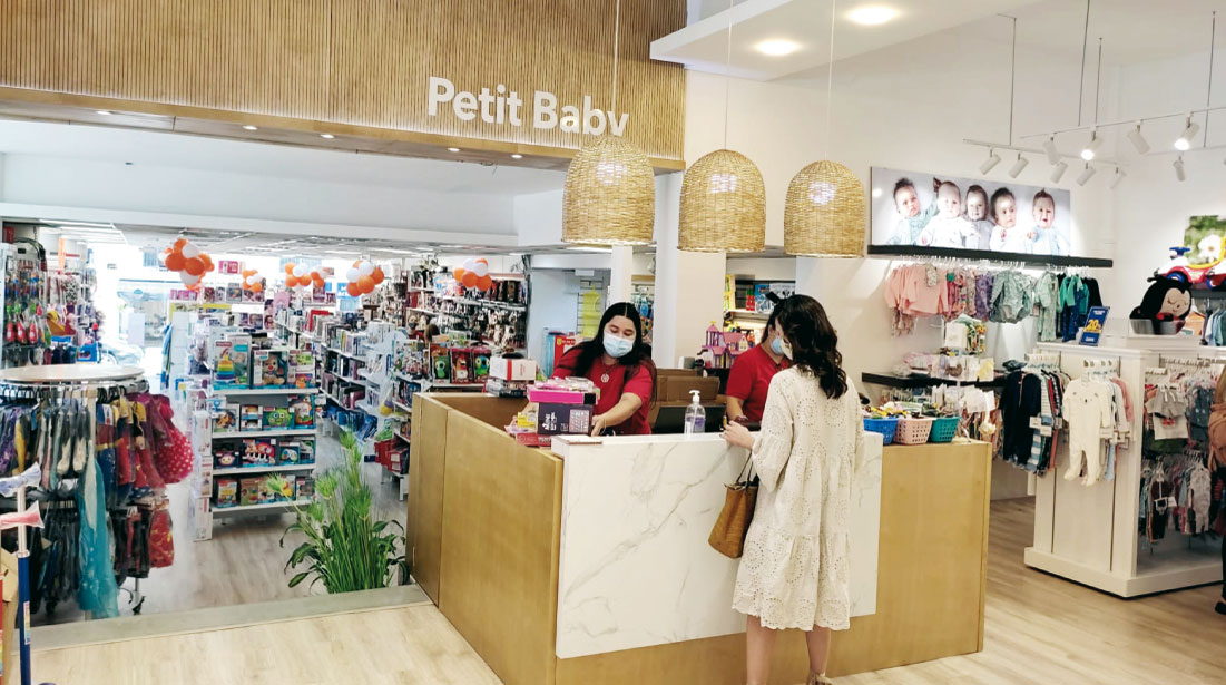 Petit Baby cumplió 5 años y lo festejó con inauguración de espectacular ...