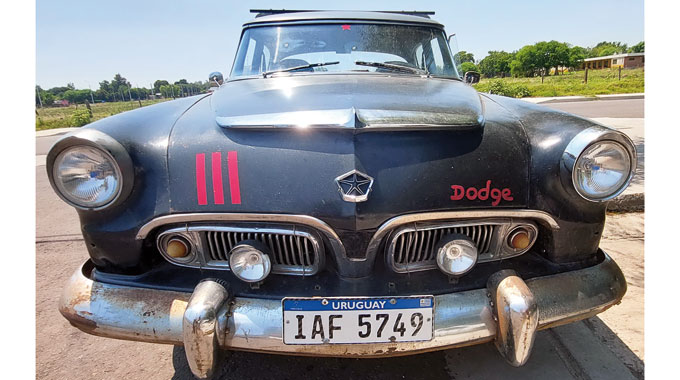 Dodge Custom de 1954 – Diario El Telégrafo