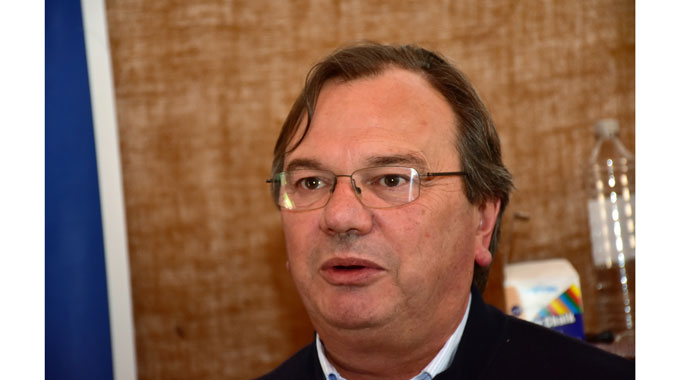 Falero confirmó la reconstrucción de camino de ingreso a Quebracho ...