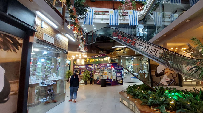 Mac Center Shopping abierto ahora también los domingos – Diario El ...