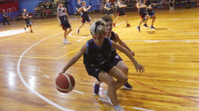 Comenzó el básquetbol de formativas local – Diario El Telégrafo