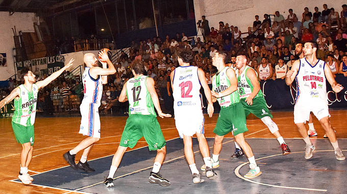 Pelotaris recibe a Remeros, Wanderers viaja a Mercedes – Diario El ...