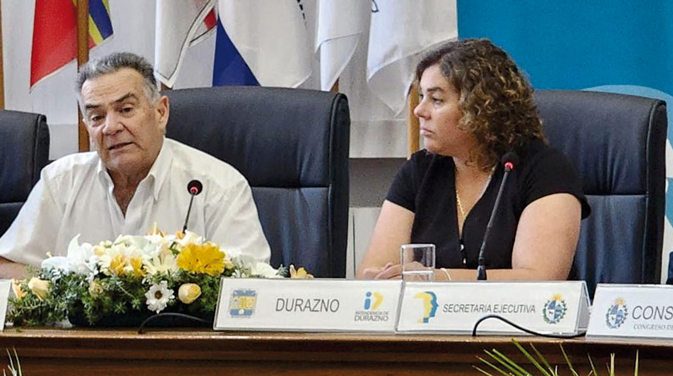 Carmelo Vidalín asumió presidencia del Congreso de Intendentes – Diario ...