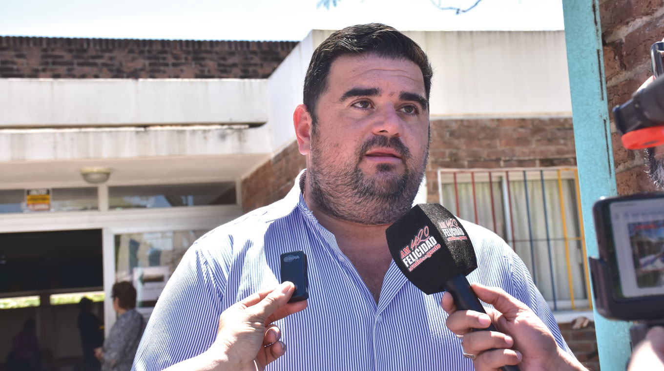 Nicolás Olivera reasume hoy la Intendencia – Diario El Telégrafo