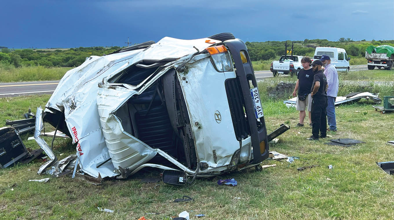 Lesionados en vuelco de camión en ruta 26 – Diario El Telégrafo